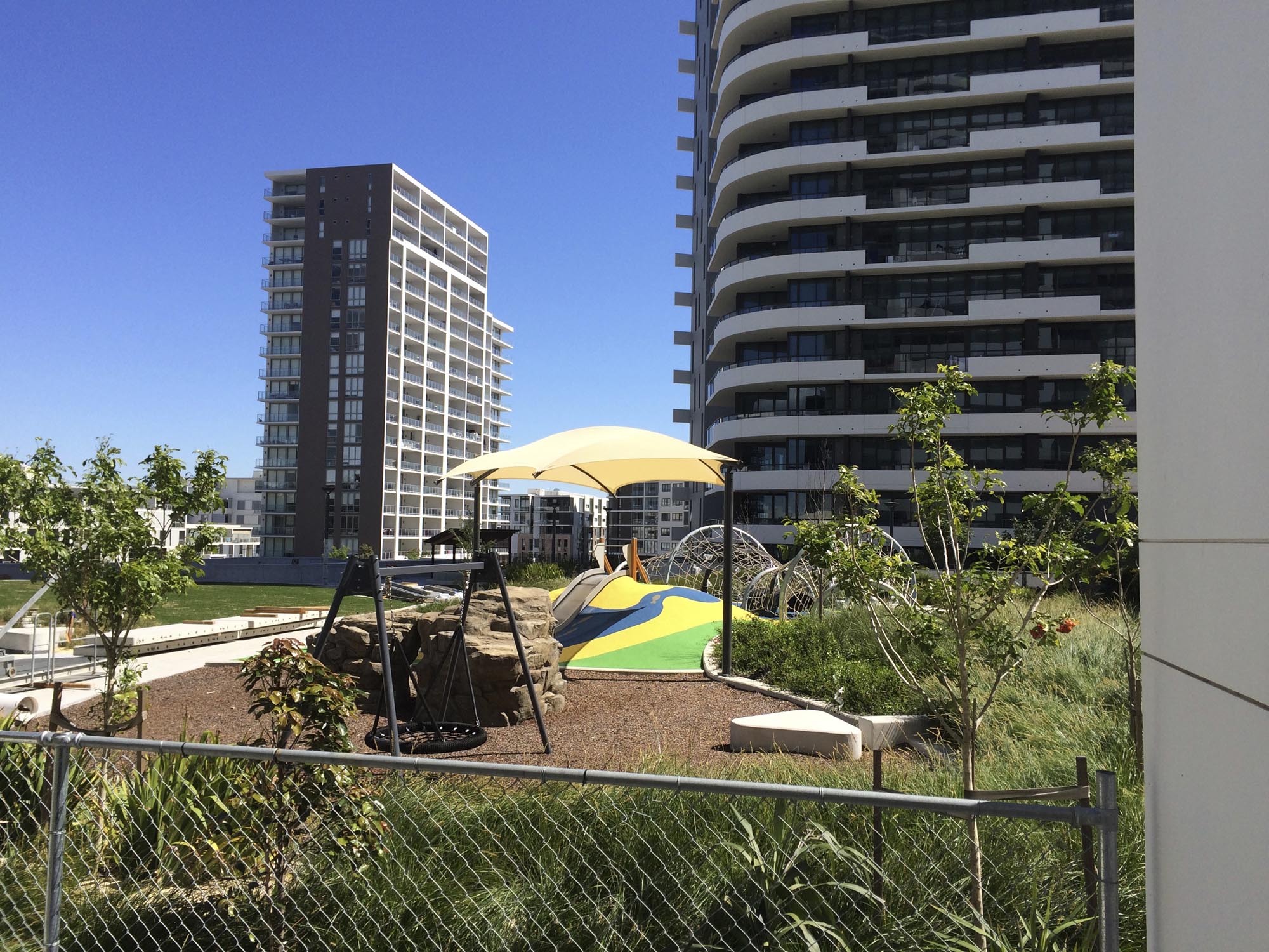 villagequay-rhodes-playground-playequipment-embankment-slide1-nsw ...